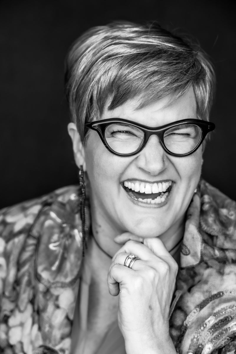 SHOOT THE BREEZE: Carolyn Röhm – amandabilling